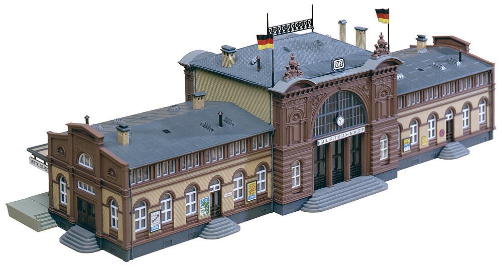 Faller 110115 Bahnhof Mittelstadt - World of Trains Modelleisenbahn Shop