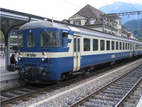 ESU 36653 BLS Steuerwagen Bt 953 blau/beige mit AS, Ep.VI World of ...