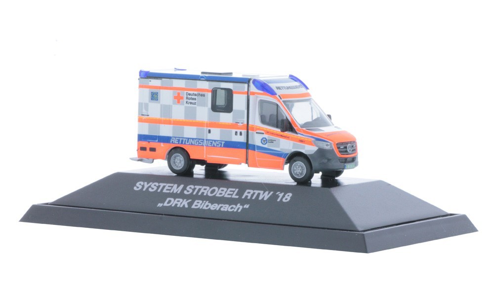 Rietze 76251 Strobel RTW ´18 DRK Biberach World of Trains ...