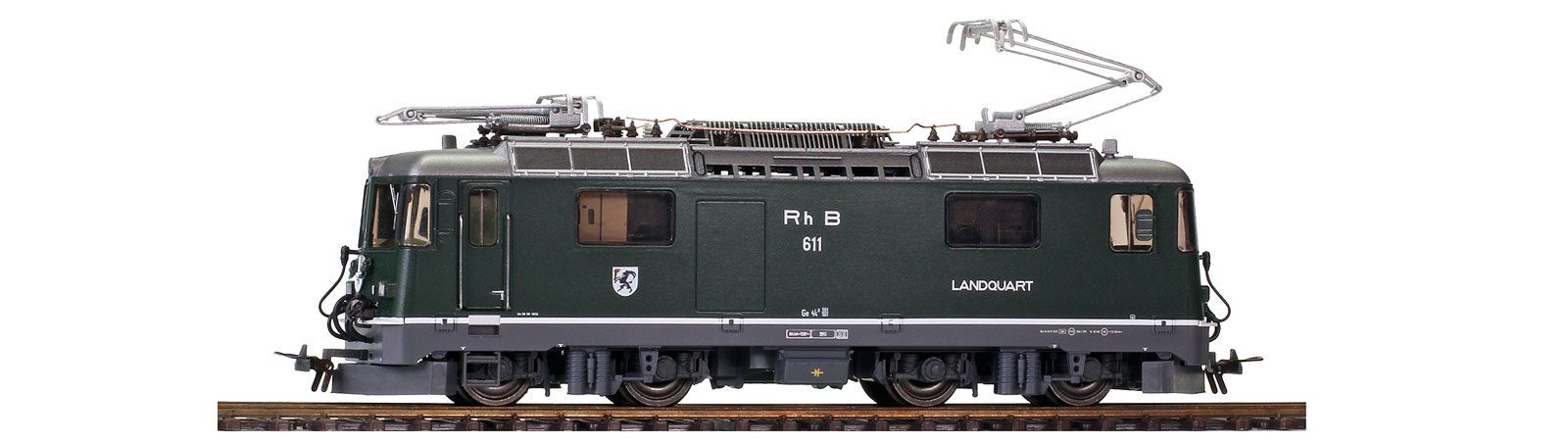 BEMO 1358 110 RhB Ge 4/4 II 611 Nostalgielok World of Trains ...